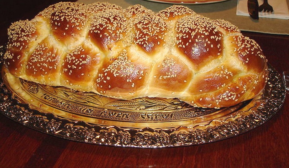 Pan casero trenzado de Año Nuevo judío
